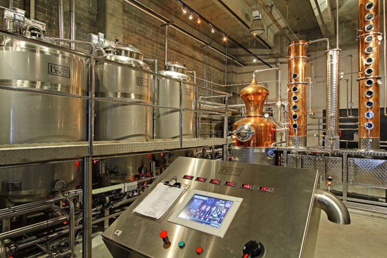 Glass Vodka Distillery - Hinge Studio